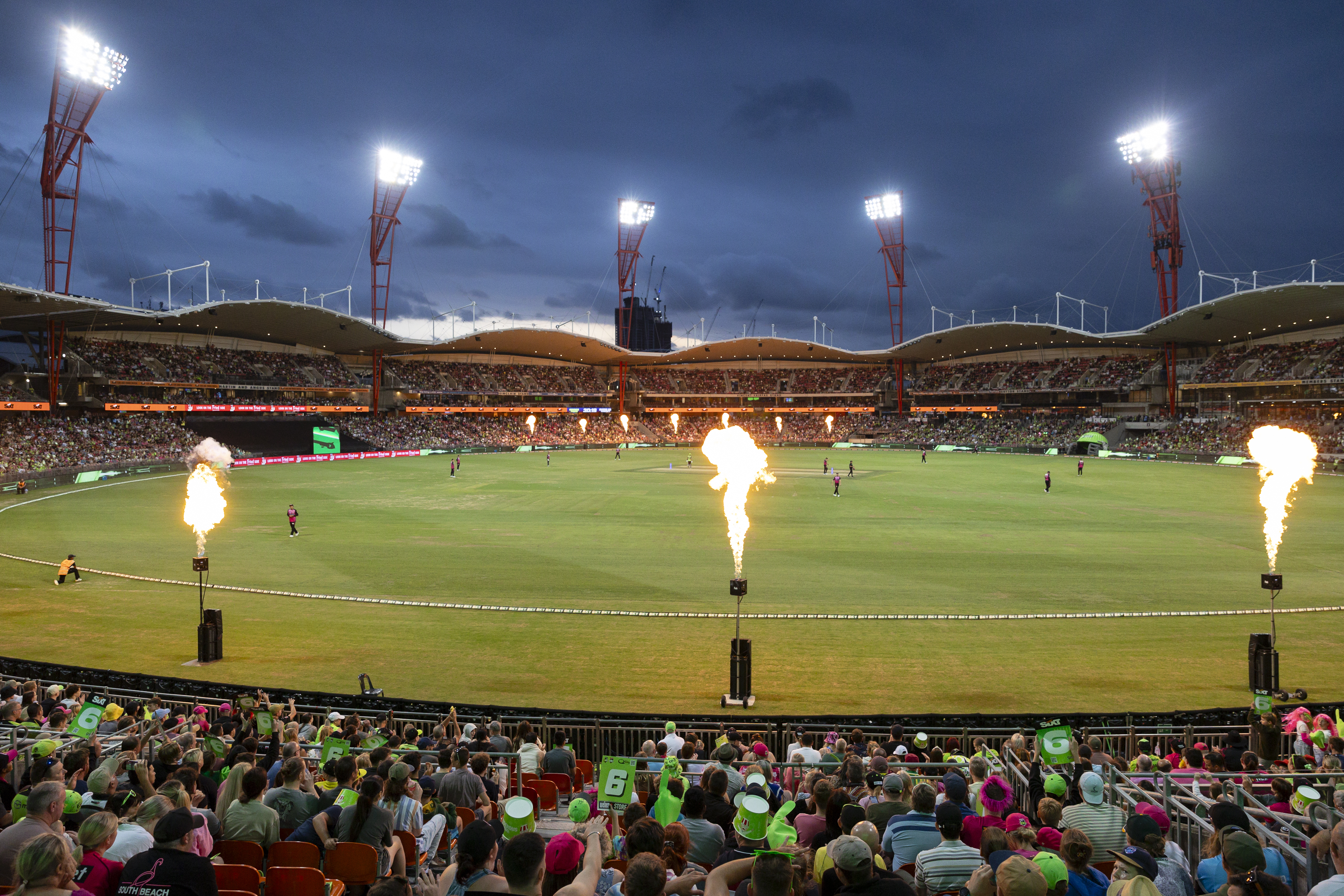 Game Day Guide: Sydney Smash at ENGIE Stadium | Sydney Thunder